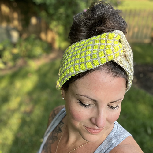 Ravelry: Sideline Wrap pattern by Brienne Moody