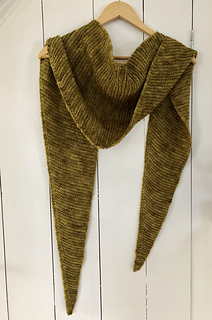 Ravelry: Totally Triangular Scarf pattern by Michelle Krause