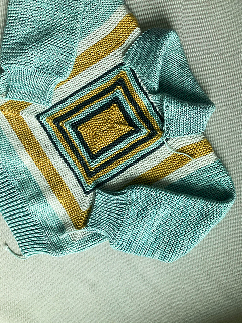 Ravelry: Log cabin pullover pattern by JI LUO