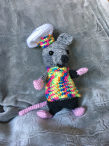 Ravelry: Chef Robby Ray Rat pattern by Defy Society Arts