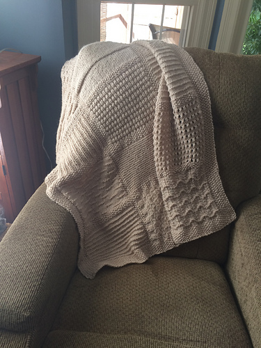 Ravelry: Wee Baby Blocks pattern by Susan Barstein