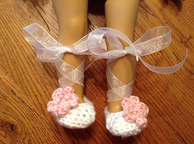 Ravelry: Ballet Slippers pattern by Jaime Larson