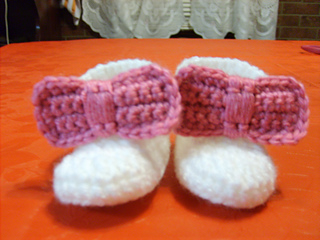 Ravelry: jld2247's Bow Baby Booties