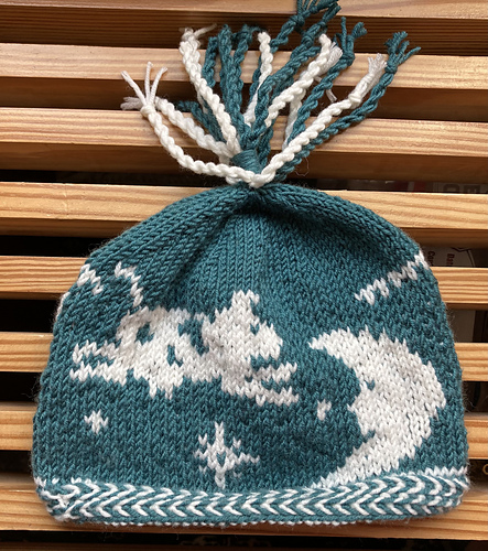 Ravelry: Mother Goose Hat pattern by Lisa McFetridge