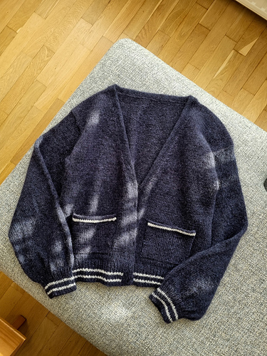 Ravelry: Cap Ferret Cardigan pattern by Joanna Filip