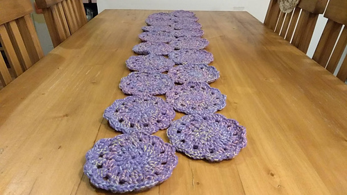 Ravelry: joecita's Pretty doily table runner
