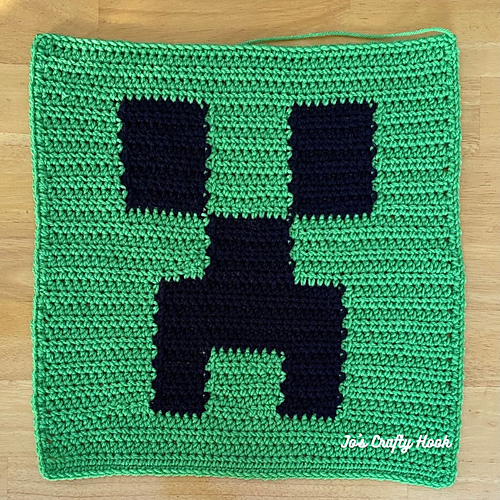 Ravelry: Minecraft Creeper Pillow pattern by Jo's Crafty Hook