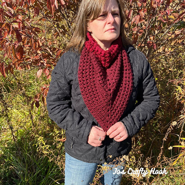 Ravelry: Welsh Braided Cowl pattern by Jo's Crafty Hook