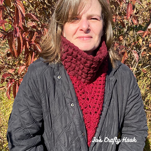 Ravelry: Welsh Braided Cowl pattern by Jo's Crafty Hook