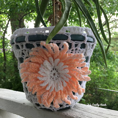 Ravelry: Flower Lace Planter Covers pattern by Jo's Crafty Hook