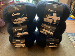 Ravelry: Stacy Charles Fine Yarns Luna