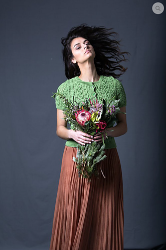 Ravelry: Alya Cardigan pattern by Jo Sharp