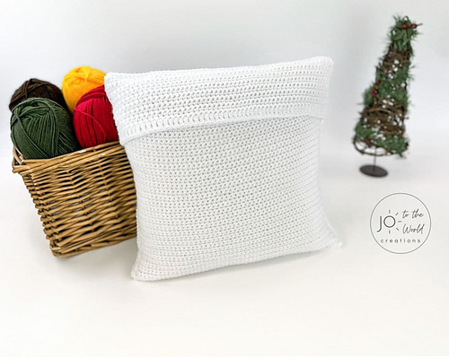 Ravelry: Christmas Tree Pillow pattern by Jo Edwards