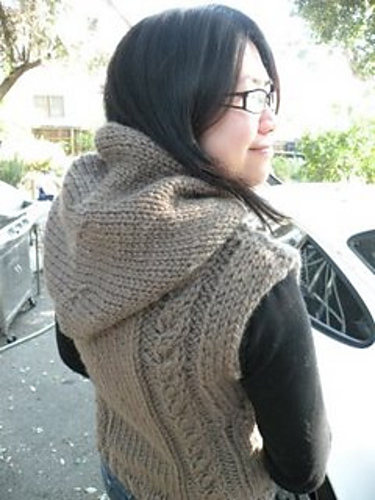 Ravelry: Chunky Cable Hoodie Vest pattern by Joy Lam