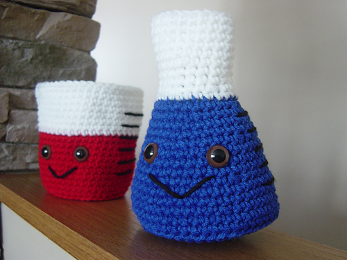 Ravelry: Earl Lenmeyer the Flask pattern by craftyshanna