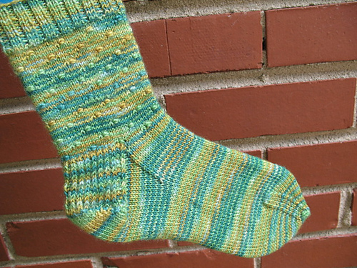 Ravelry: Button Stitch Socks pattern by Jane Prater