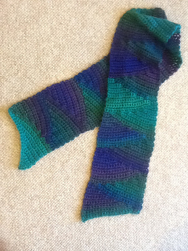 Ravelry: How Deep Is The Ocean Scarf pattern by Hooker Leo
