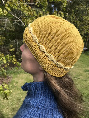 Ravelry: Karen Chemo Cap pattern by A Little Knitty Designs