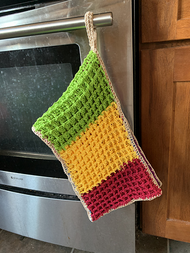 Ravelry: Waffle double handed oven mitt pattern by Fran Mori
