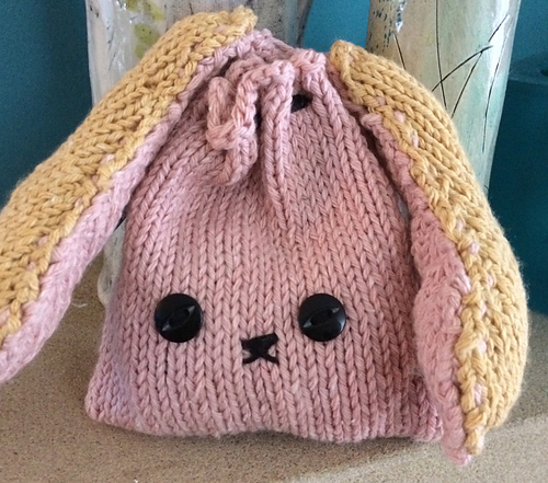 Ravelry: Small Bunny Gift Bag pattern by Judith Schur