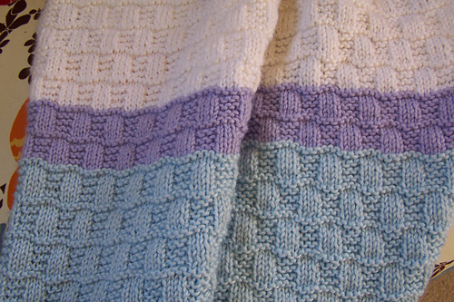 Ravelry: Wavy Checkerboard Baby Blanket pattern by Julie Fraser