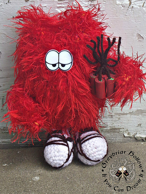 Ravelry: Gossamer the Mini Hugging Monster pattern by Greybriar Hollow
