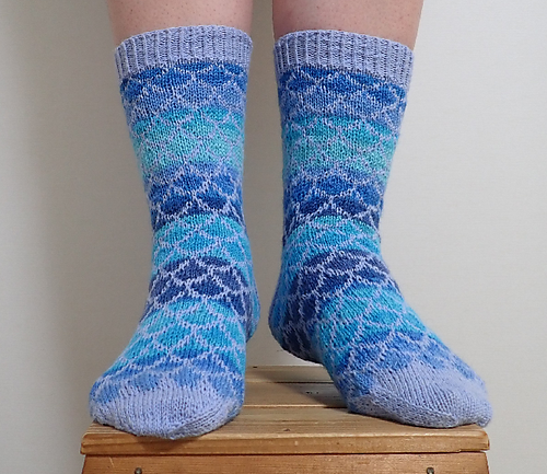 Ravelry: Mermaid Tails and Dragon Scales Socks pattern by Kelsey Prantis