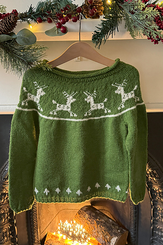 Ravelry: Junior Christmas Jumper pattern by Susan Crawford