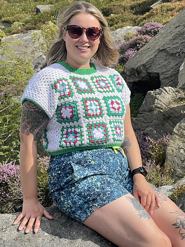 Ravelry: I Made This Pullover pattern by Lindsey Muscarella