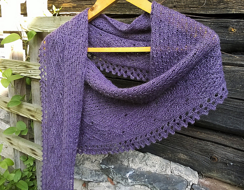 Ravelry: Tafoni Shawl pattern by Stephannie Tallent