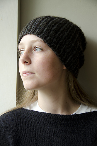Ravelry: Beth's Zombie Apocalypse Slouchy Hat pattern by Susan Rainey