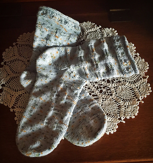 Ravelry: Occam's Razor pattern by Karen Martin Kepner