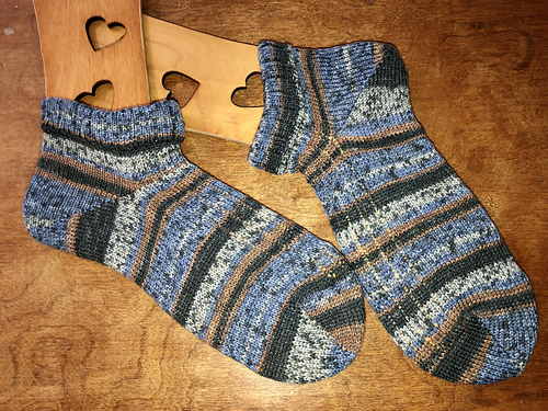 Ravelry: CSM Cuff Down Mock Rib HH Shortie Sock pattern by Karen Taylor ...