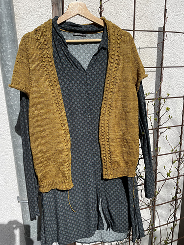 Ravelry: Mabel pattern by Isabell Kraemer