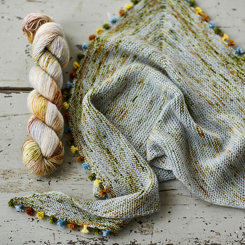 Ravelry: Tiny Tassels pattern by Karin Fernandes