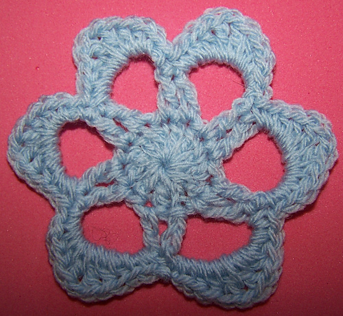 Ravelry: Easy Crochet Flower Motif in Three Rounds pattern by Simone Roeder