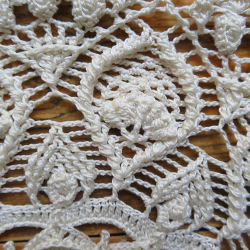 Ravelry: Ayaka Doily pattern by Aki Kasaishi