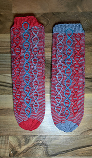 Ravelry: kataklysm's Sm 18 qualifer Hydra scales