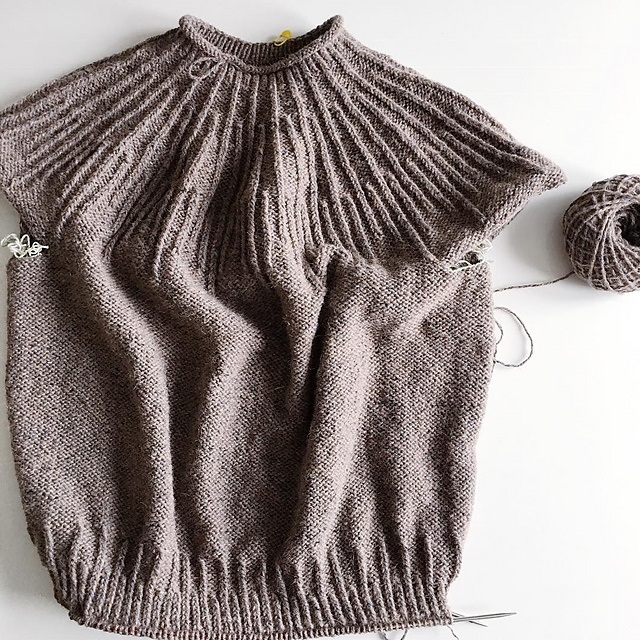 Ravelry: katarinka's Rustic sweater