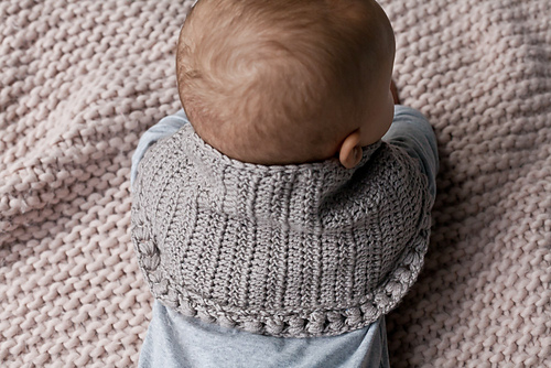 Ravelry: Wrap Around pattern by Kat Goldin