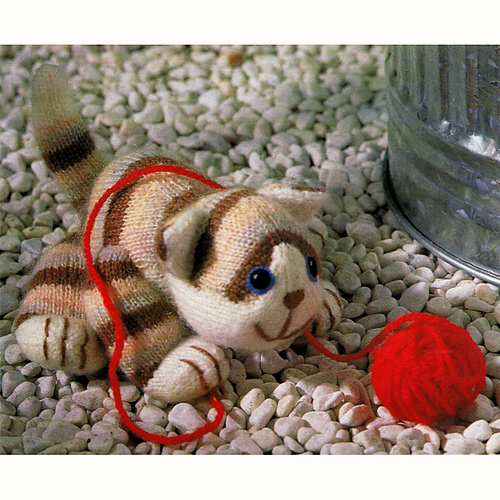 Ravelry: Four Cats: Tabby, Ginger, Black & White & Moggy pattern by ...