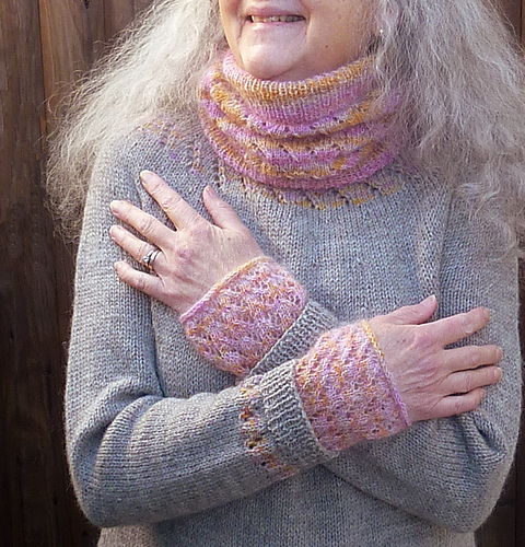 Ravelry: Tippi toppi cowl pattern by Isabell Kraemer