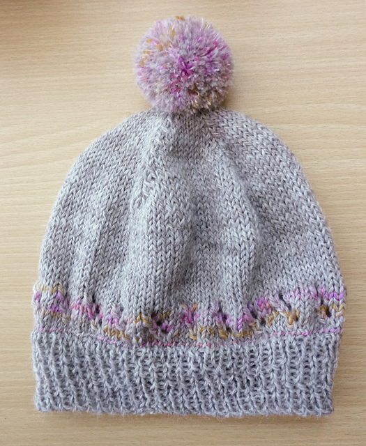 Ravelry: kathysknittingtoo's Tippi toppi hat *TEST*