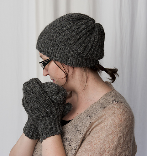 Ravelry: Ribbed Lopi Mittens pattern by Katie Hanken