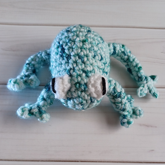 Ravelry: Frog pattern by Kristen Killian
