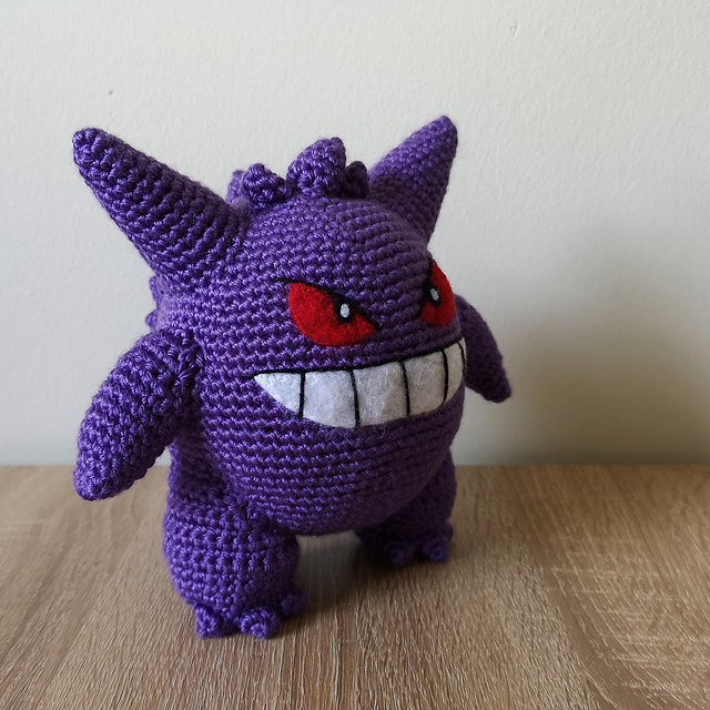 Ravelry: Pokemon Gengar pattern by Kayla Shea.