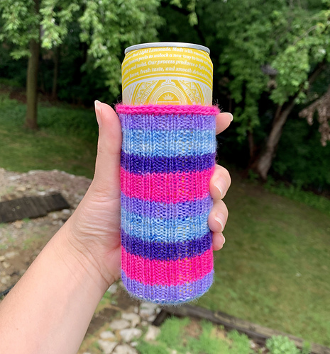 Ravelry: Skinny Can Cozy pattern by Knitty Natty