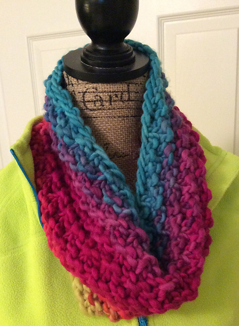 Ravelry: kentuckyknitter's Rainbow Cowl