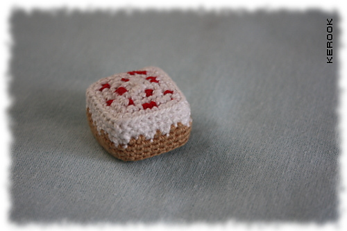 Ravelry: Minecraft cake pattern by Anna Kerook