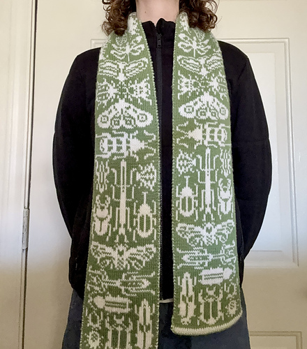 Ravelry: Bug Collection Scarf pattern by Yarnquarium